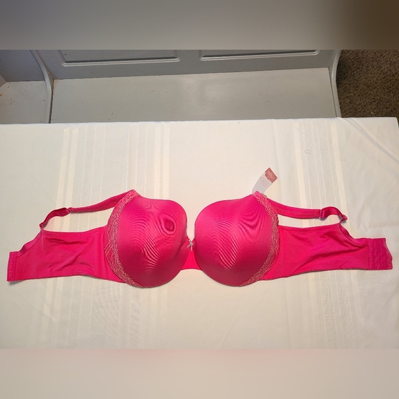 Cacique | Intimates & Sleepwear | Nwt Cacique Pink Bra With Lace Detail ...
